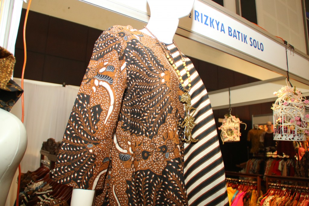 Rizkya Batik Solo - Collection of Trendy and Elegant Batik from Solo ...